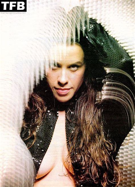 Colección Desnuda Y Sexy De Alanis Morissette 19 Fotos Thefappening