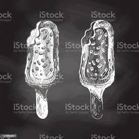 아이스크림의 손으로 그린 스케치 칠판 배경에 격리된 초콜릿 막대기에 아이스 캔디 빈티지 그림입니다 라벨 포장 및 엽서 디자인을위한 요소 Popsicle Stick에 대한