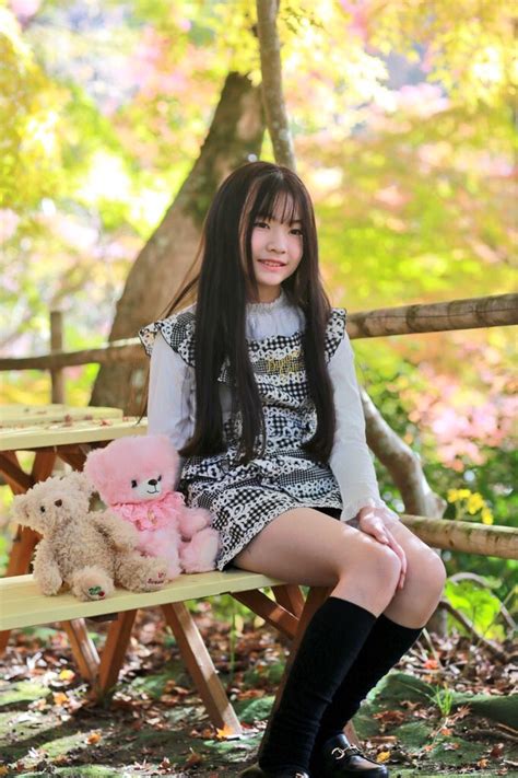 【画像】aoiさん 美少女jsモデルが可愛すぎる！ ピチガッ