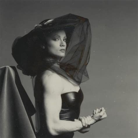 Lisa Lyon Robert Mapplethorpe Poses Photo Series