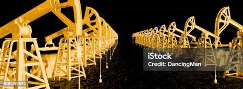 블랙 골드 개념 3d 렌더링 검은 기름 바다에서 금 유 정석유 산업 그림 0명에 대한 스톡 사진 및 기타 이미지 0명 가격 가솔린 Istock