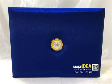 ผลงานปกผ้าไหมใส่ใบประกาศ เทคโนโลยีแห่งอโยธยา 👉ขนาด 19 X 24 5 Cm 👉ผ้าไหมเทียมเกรด A สีน้ำเงิน