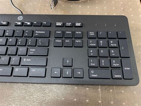 HP Original Full Size Keyboard USB W Soft Touch Keys Computers Tech Parts Accessories