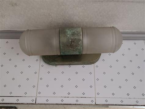 화장실 전등 교체하려고합니다 교체방법 좀 알려주세요 지식in