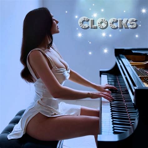 Clocks - Single de Lola Astanova | Spotify