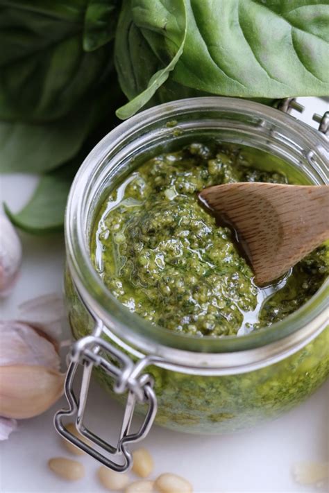 Соус песто - Pesto alla Genovese • Dolce Vita Blog