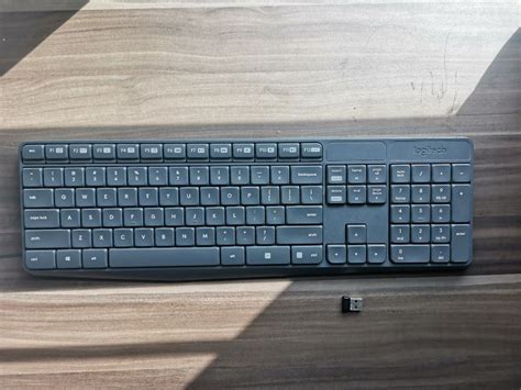 Logitech Wireless Keyboard K235 Computers And Tech Parts And Accessories Computer Keyboard On