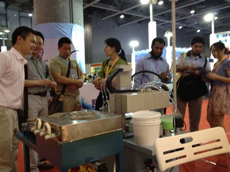 Custom Embossed 3d Pvc Logo Rubber Hat Patch With Hoop And Loop Parches Buy Pvc Adhesive