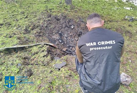 24 😔💔Наслідки ворожого удару безпілотниками по Одесі Внаслідок атаки постраждали 3 людей А