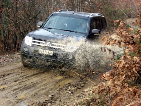 Mitsubishi Pajero 4 — закаленный боец Allroader.ru