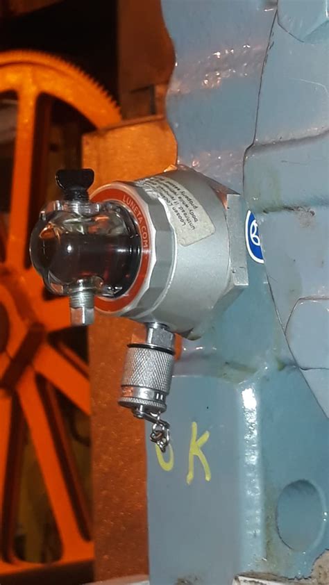 Oil Condition Monitoring Pod Lubricant Sight Glass Luneta Llc