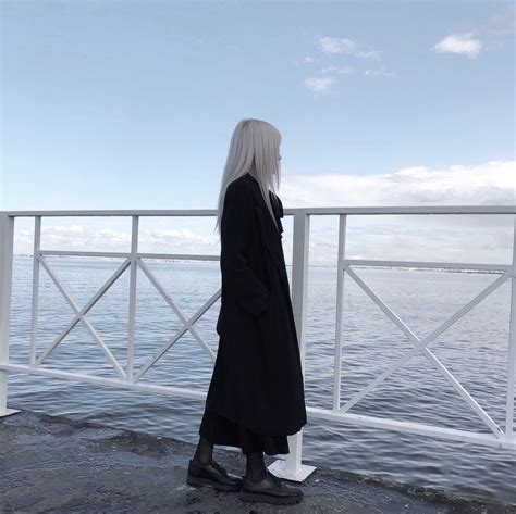 Anna Is On Couchsurfing Couchsurfing