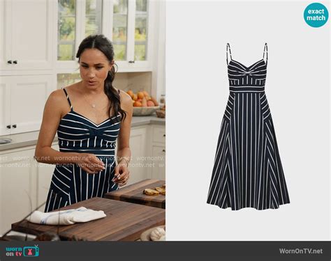 Wornontv Meghan Markles Watercolor Floral Shirtdress On With Love