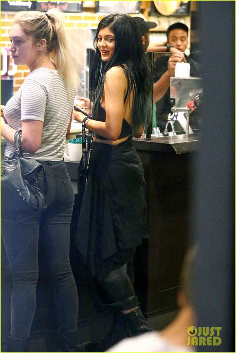 Kendall Jenner Everyday Clothes