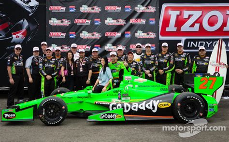 James Hinchcliffe James Hinchcliffe Brings The Funny To Racing