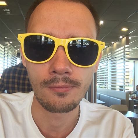 Дядя Паша про 3d Youtube