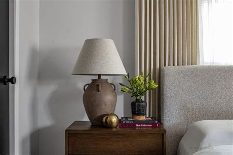 Easy Bedside Table Decorating Ideas To Improve Your Bedroom Casa Refined