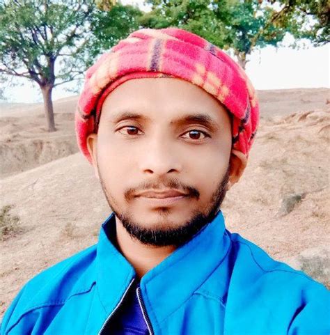 🍅 सेना की सच्चाई अगर इनकी जात का कितना भी बड़ा धोकेबाज़ हो लेकिन ये