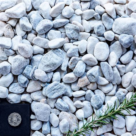 White Ash 20 40mm Tumbled Pebble