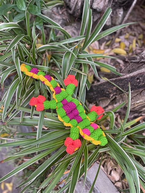 Crochet Bead Lizard 90s Bead Lizard Custom Bead Lizard Bead Etsy
