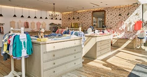 봉쁘앙 영화·화가서 영감예술적 디자인 돋보이는 2017 Ss 컬렉션 공개