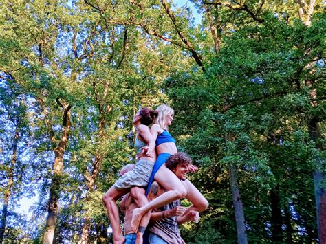 Connection Circle Hipsy