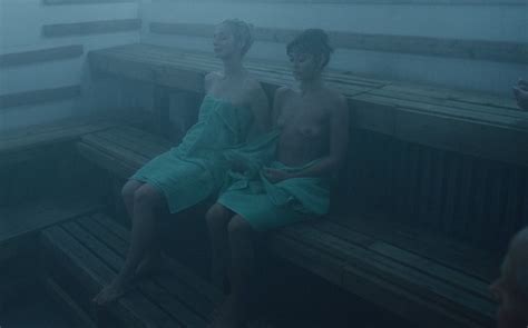 Ella Purnell Nude Sweetbitter Pics GIF Video TheFappening