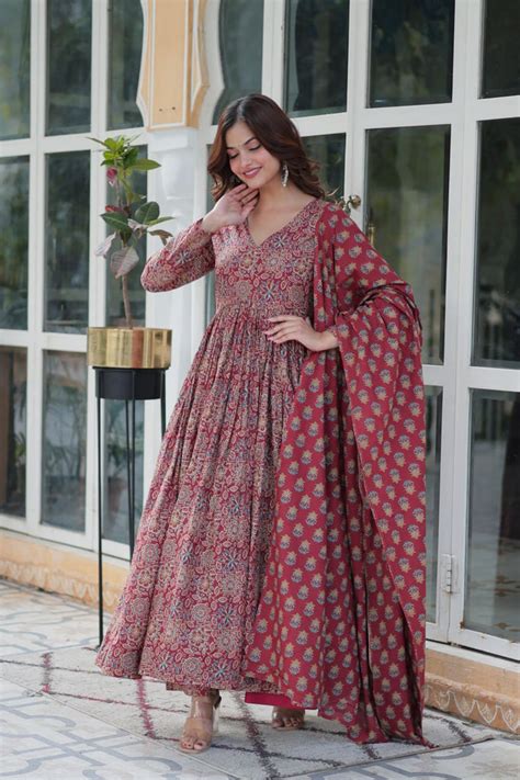 Maroon Elegant Pure Cotton Suit Set With Dupatta Comfort M
