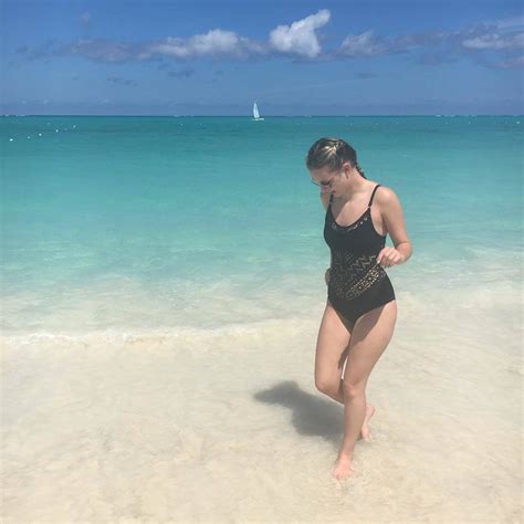 Aviva Mongillo S Feet