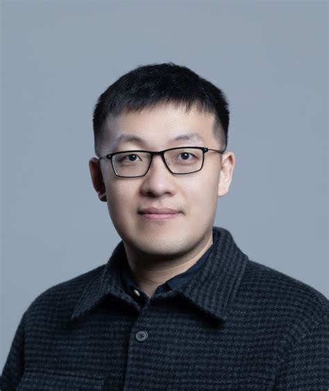 Light In Heart Forge Ahead—professor Rui Wangs Adventures In