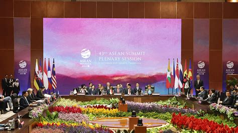 China Asean Cooperation Upgraded Building An Economic Growth Center Cgtn
