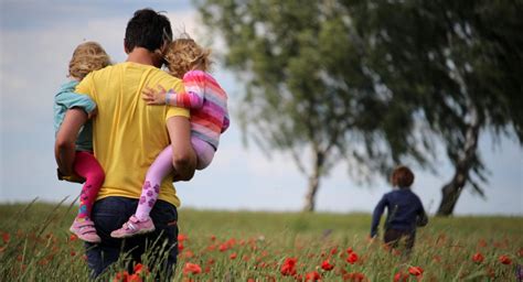 Unconventional Approaches To The Challenges Of St Century Parenting HarperCollins Australia