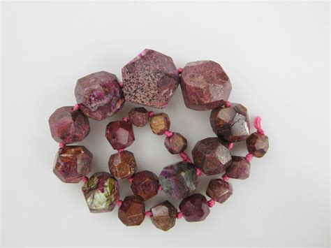 Red Jasper Graduatedfaceted Nugget Chunk Beads Approx 13 35mm 155 Strand Ebay