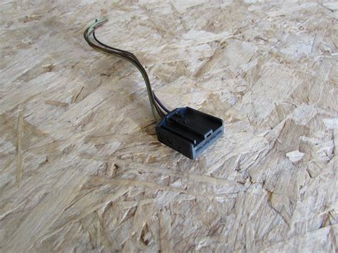 Bmw 4 Pin Black Connector W Pigtail 6984746 Hermes Auto Parts