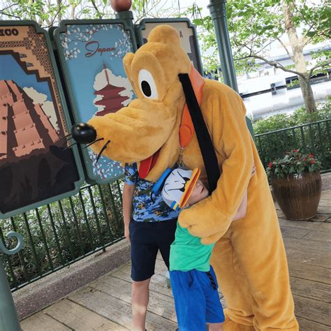 Caleb Meets Mickey Mouse Sunshine Foundation
