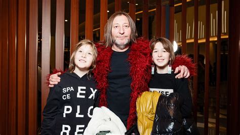 Шура Би 2 биография фото и его жена 2025 Узнай Всё