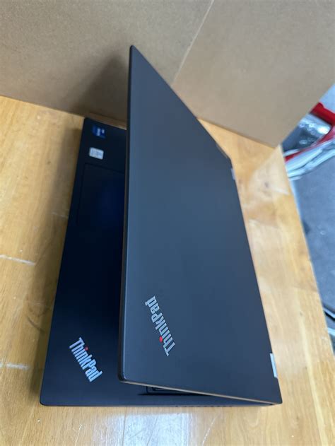 Lenovo Thinkpad P15 Gen 2 Xeon W 11855M 32G 1T RTX A4000 15 6in 4K laptop cũ giá rẻ