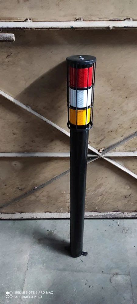 White Ms Road Safety Delineator 750mm At ₹ 200piece In Ghaziabad Id