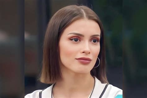 Arlette Ramirezs Instagram Twitter And Facebook On Idcrawl