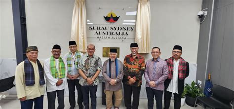 Gubernur Mahyeldi Resmikan Surau Sydney Australia Sebagai Surau Pertama Orang Minang Di Luar