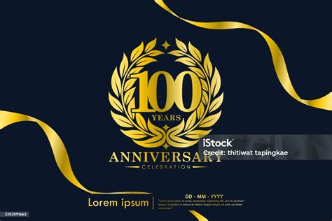 창립 100주년 기념 엠블럼 우아한 황금 기념일 로고는 검은 배경에 월계관과 리본으로 격리되어 있습니다 웹 전단지 포스터 인사말