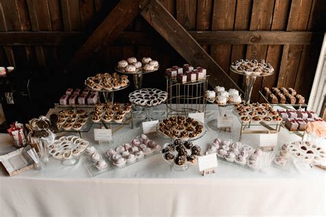 Mr Eclair 󾬙 Мы выбрали для вас ЛУЧШИЕ виды крема 󾬙 ♥️ Ванильный крем Нежный заварной крем с