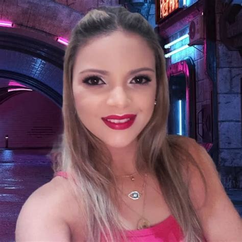 Aline Lima Alinelima2212 • Threads Say More