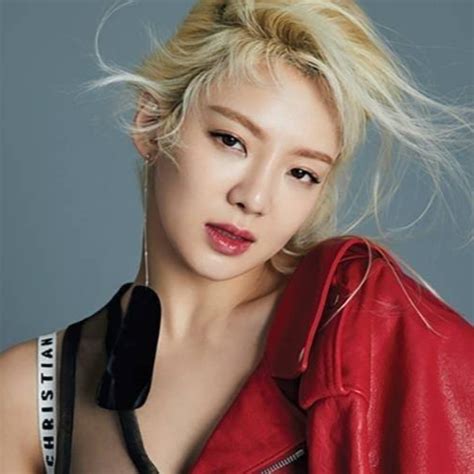 Hyoyeon Voor En Na Kim Hyo Yeon Hyoyeon South Korean Girl Group Girls