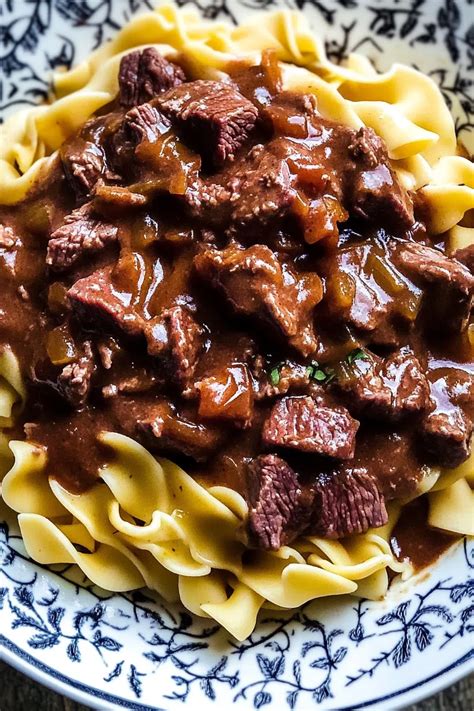 Beef Tips With Egg Noodles