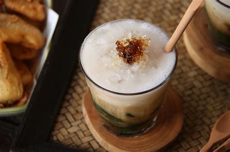 잔디 젤리 코코넛 밀크와 야 자 설탕 시럽의 Es Daluman 발리 디저트 음료 0명에 대한 스톡 사진 및 기타 이미지 0명 건강한 식생활 길거리 음식 Istock