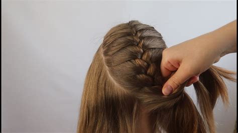 Простая и красивая прическа для девочек прическа на длинные волосы