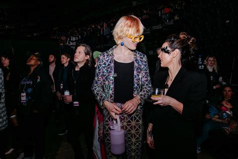 Love Rising Concert See Photos Of Hayley Williams Sheryl Crow