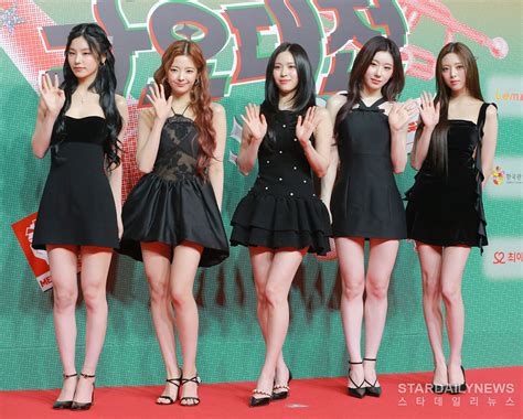 [s포토] Itzy 드디어 완전체로 연말시상식에 2024 Sbs 가요대전 스타데일리뉴스