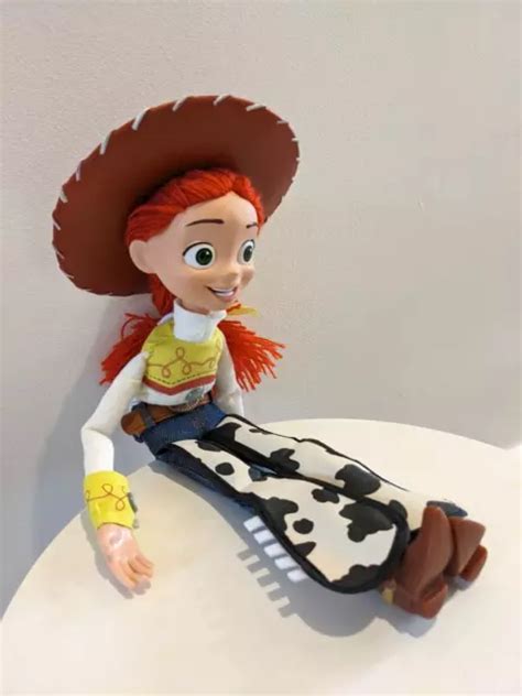 Disney Store Pixar Toy Story Jessie Pull String Talking Doll 35cm